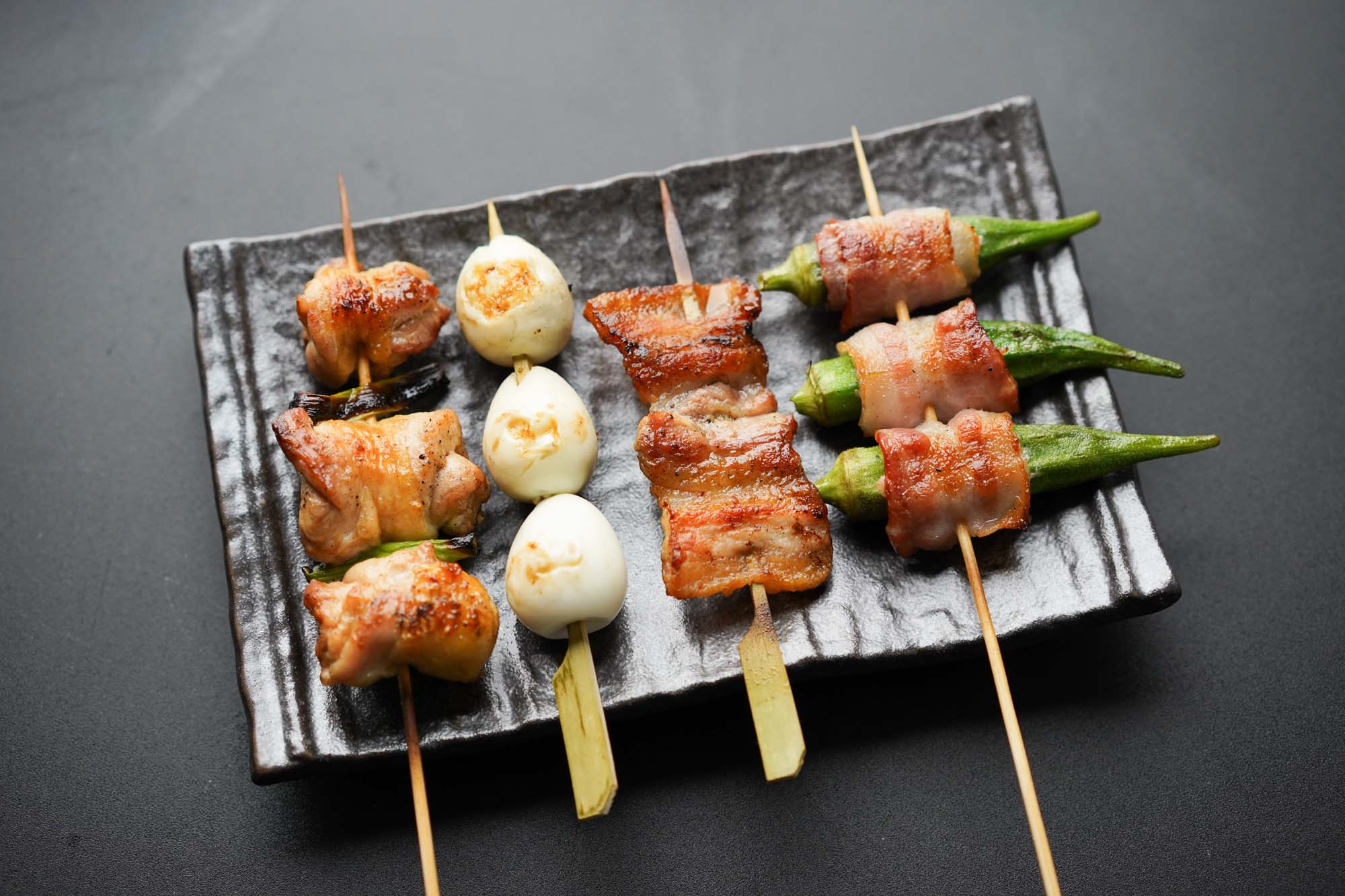 Yakitori Recipe (Japanese Charcoal-Grilled Chicken Skewers w/ Sauce)