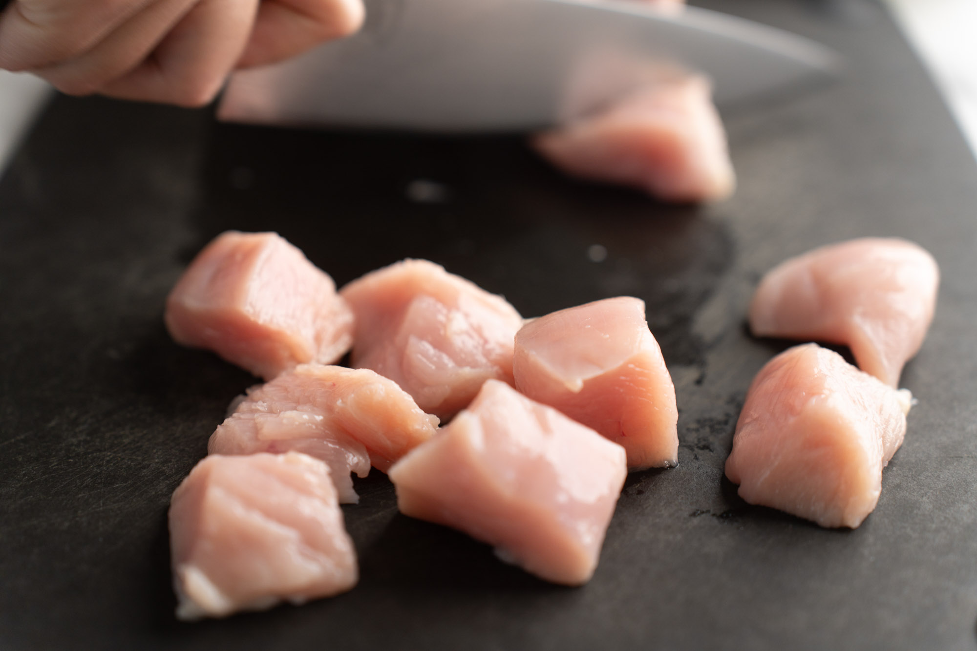 Air Fryer Chicken Bites Recipe (Easy, Crispy & Delicious!) - Hungry Huy
