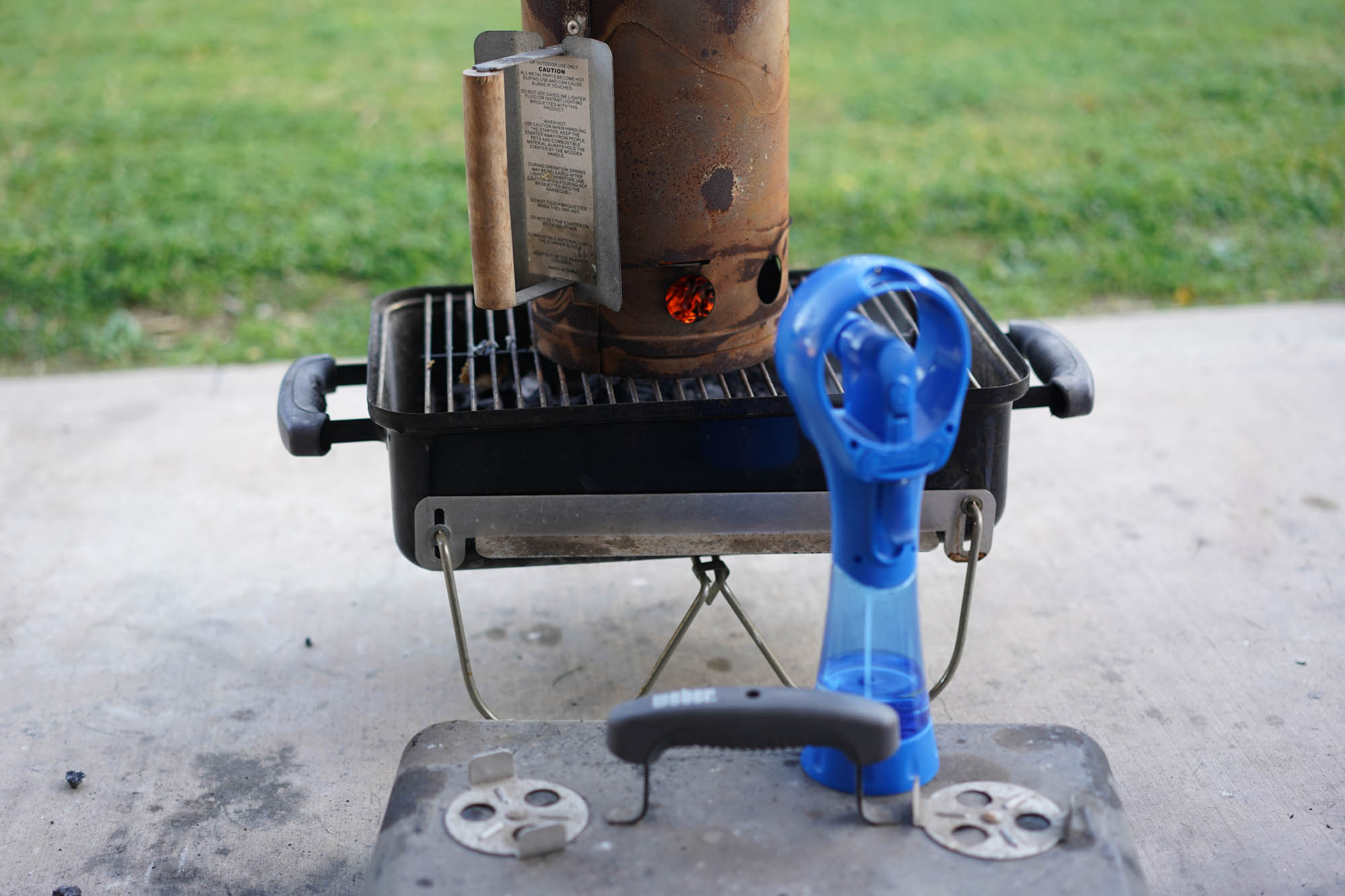 How to Start a Charcoal Grill (Without Lighter Fluid!) - Hungry Huy