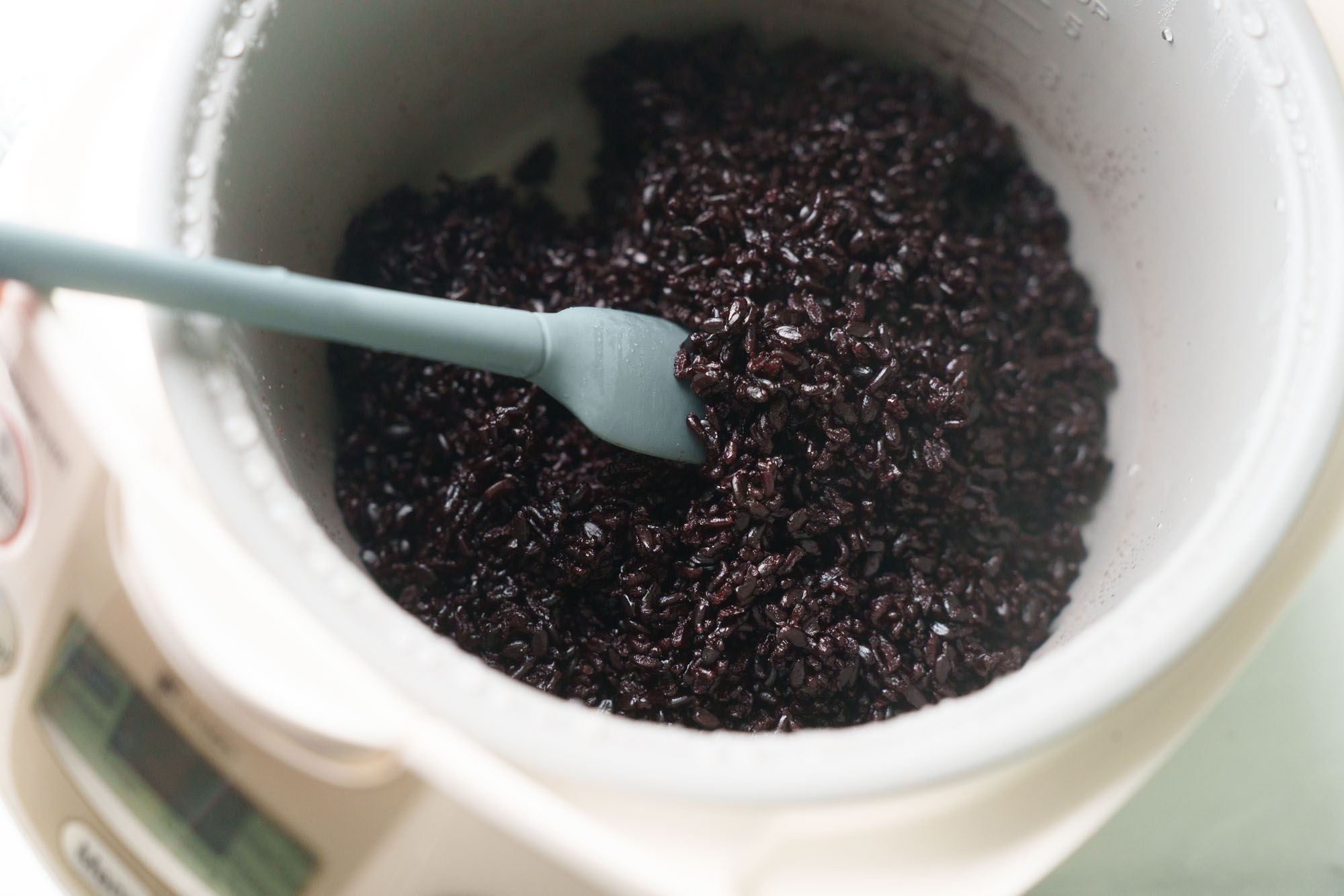 Forbidden Black Rice Recipe - Hungry Huy