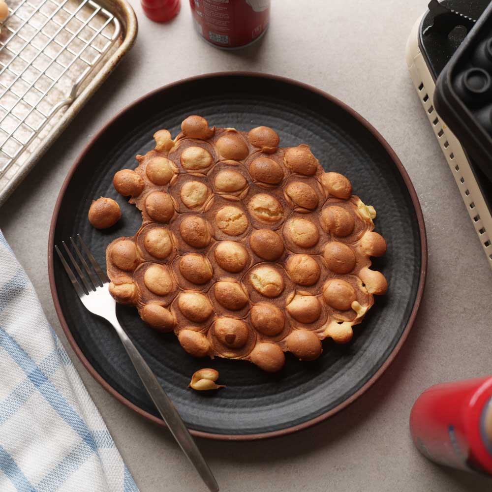 Hong Kong Egg Waffle Recipe - Hungry Huy