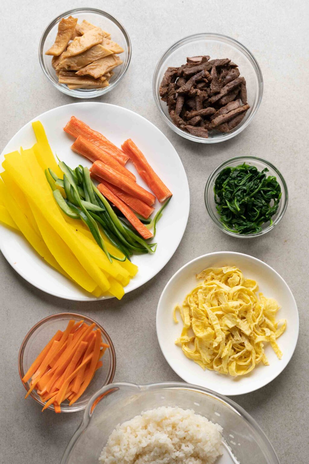 Kimbap Recipe (Korean Seaweed Rice 'Sushi' Rolls) - Hungry Huy