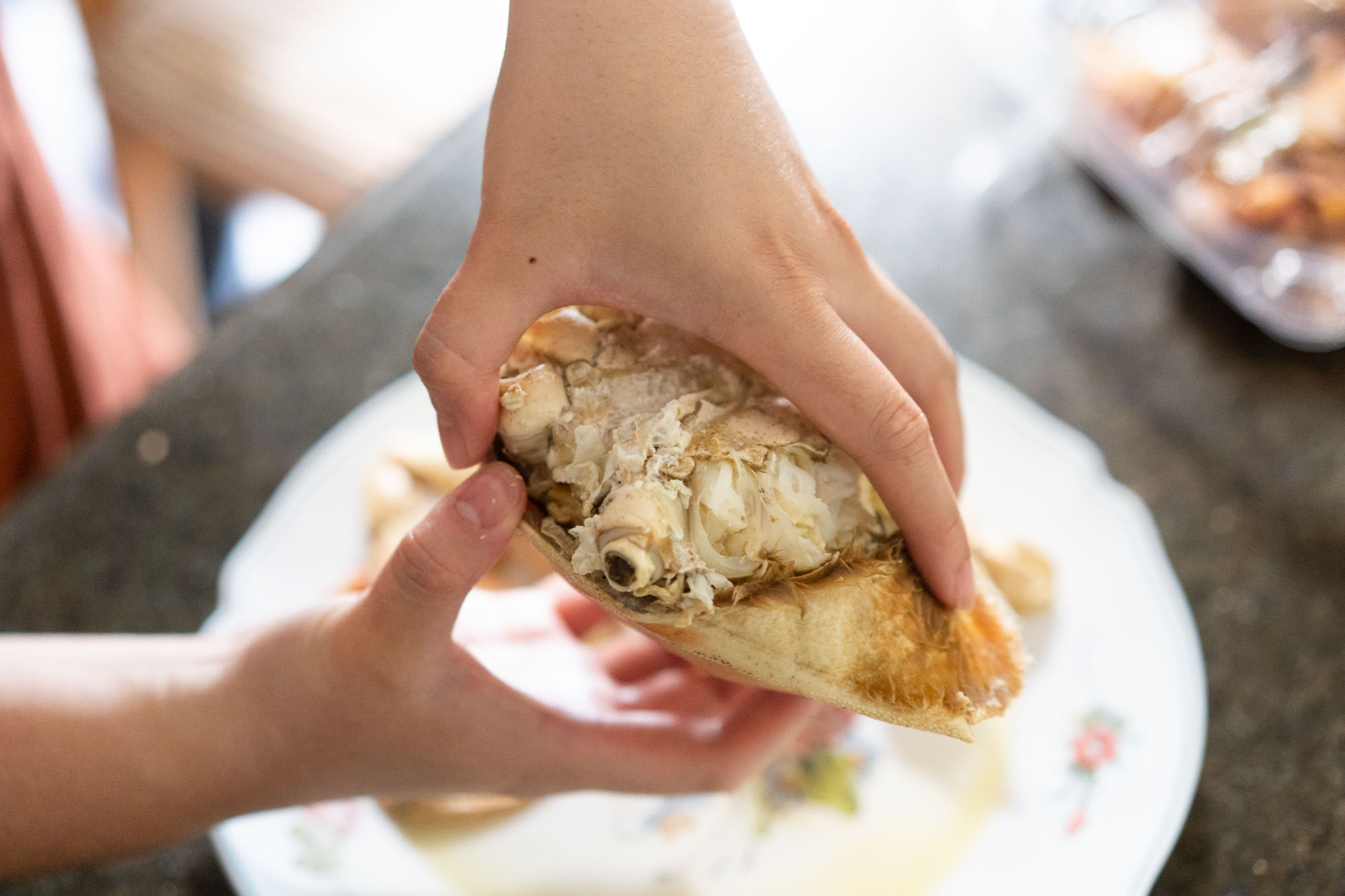 How to Cook Dungeness Crab (Guide to: Buy, Clean & Cook)