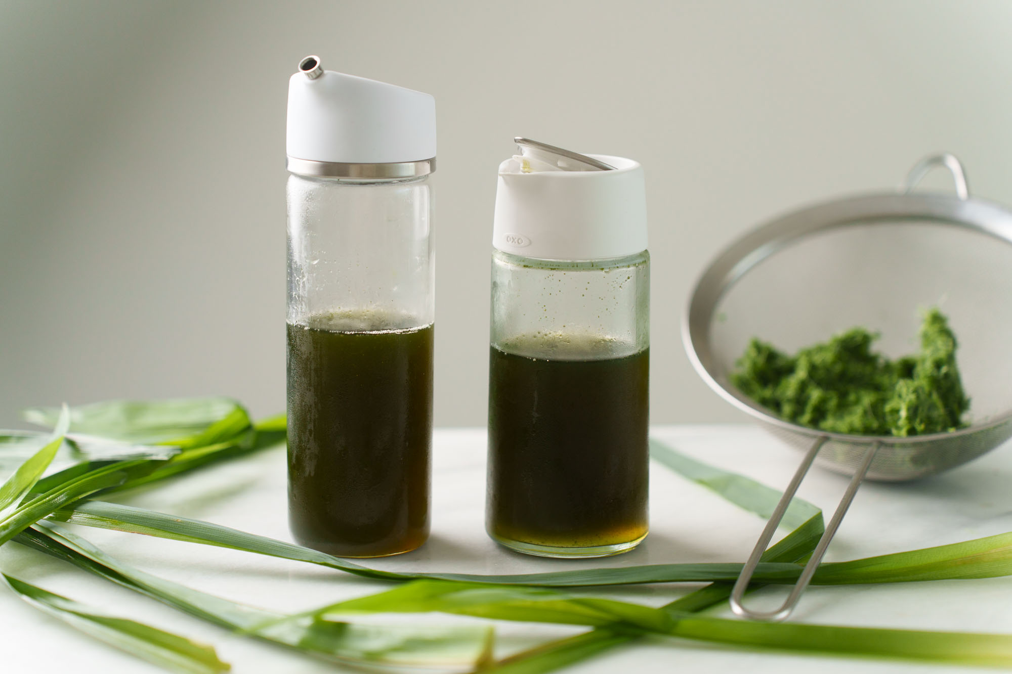 Pandan Syrup Recipe (All-Natural) - Hungry Huy