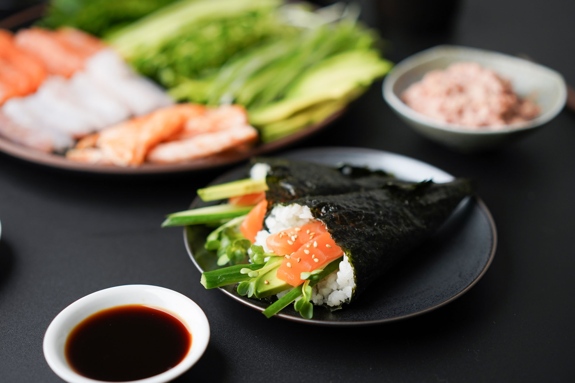 Sushi Rolls vs. Hand Rolls: What's The Difference? - Hungry Huy