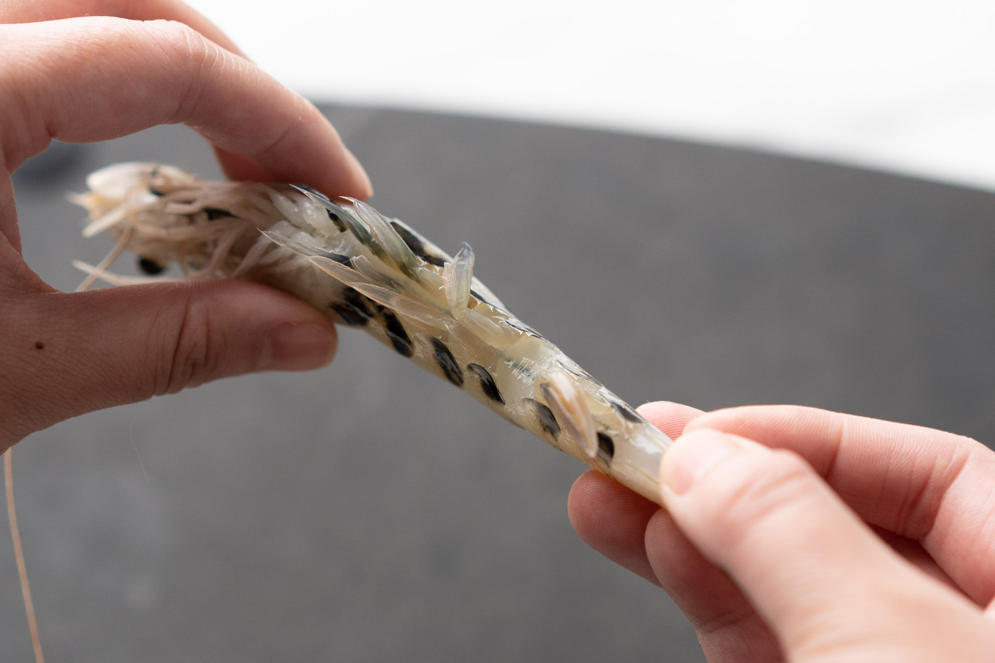 How to Peel & Devein Shrimp (3 Easy Methods) - Hungry Huy