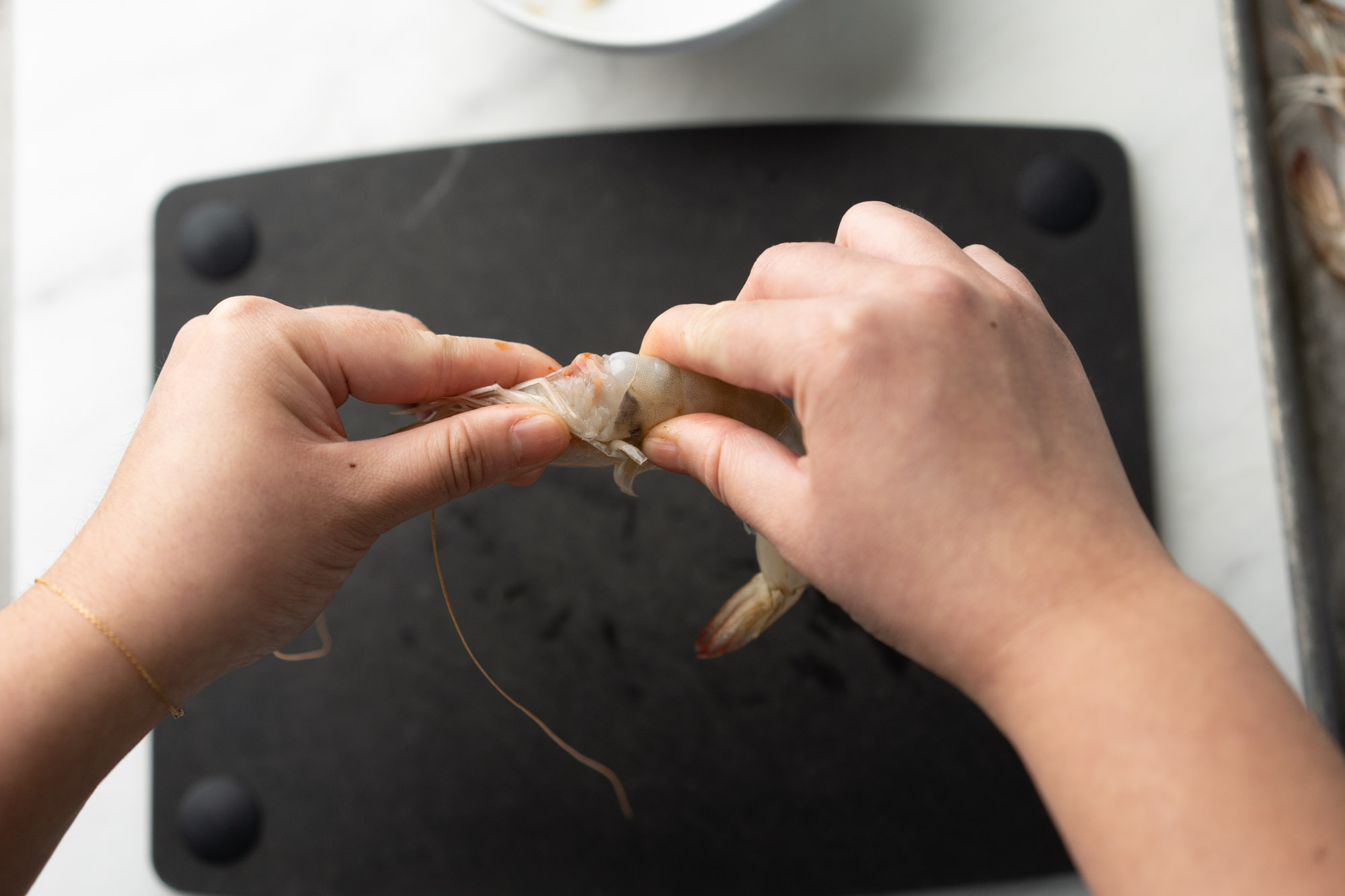 How to Peel & Devein Shrimp (3 Easy Methods) - Hungry Huy